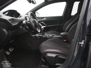 Grey Peugeot 308 2018 in Vilnius, with an engine capacity of 1.20 L and mileage of 160 thousand km for 7999 €, photo 5 on AUTOMOTO.COM.LV