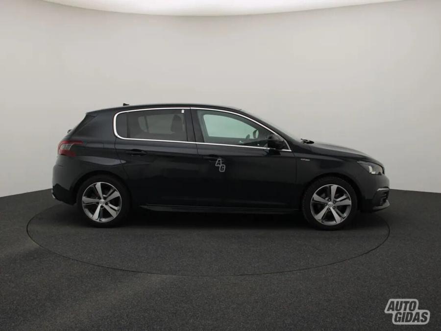 Grey Peugeot 308 2018 in Vilnius, with an engine capacity of 1.20 L and mileage of 160 thousand km for 7999 €, photo 10 on AUTOMOTO.COM.LV