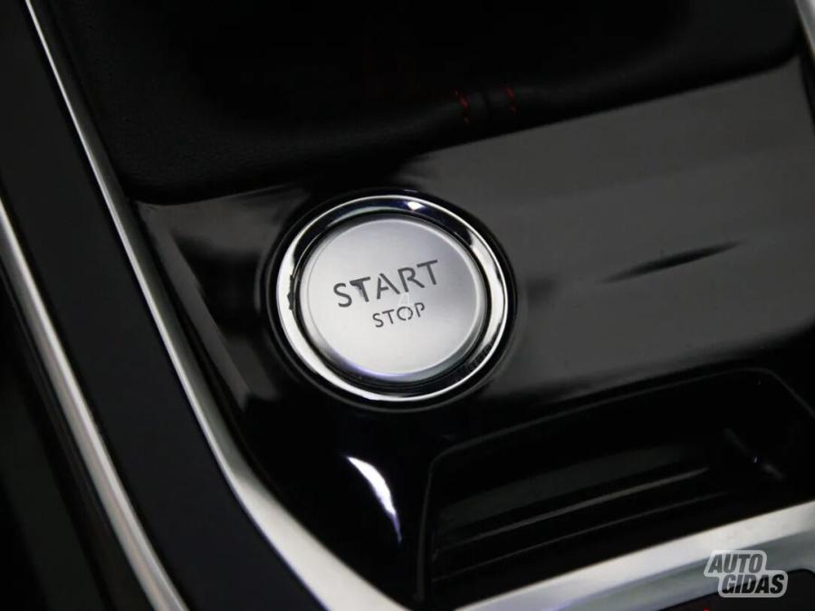 Grey Peugeot 308 2018 in Vilnius, with an engine capacity of 1.20 L and mileage of 160 thousand km for 7999 €, photo 30 on AUTOMOTO.COM.LV