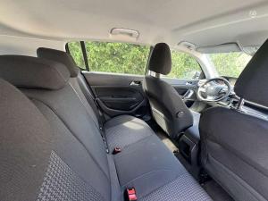 Grey Peugeot 308 2018 in Taurage, with an engine capacity of 1.50 L and mileage of 236 thousand km for 4900 €, photo 8 on AUTOMOTO.COM.LV