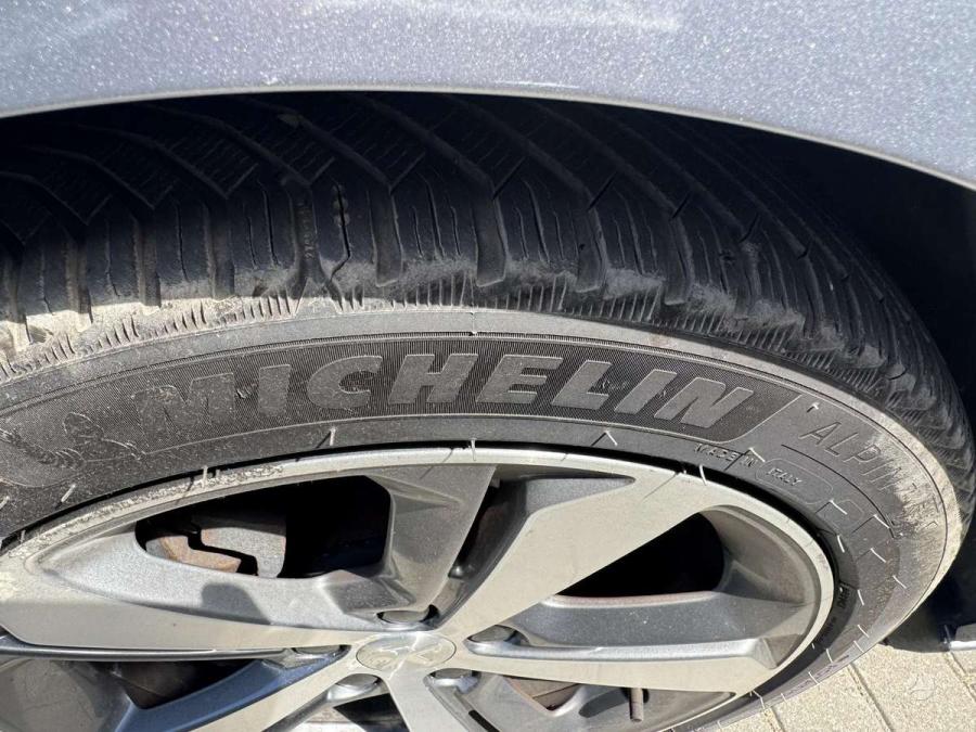 Grey Peugeot 308 2018 in Taurage, with an engine capacity of 1.50 L and mileage of 236 thousand km for 4900 €, photo 11 on AUTOMOTO.COM.LV