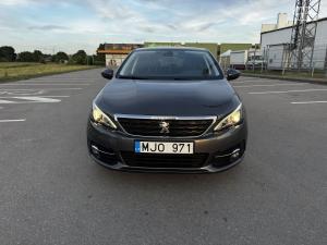 Grey Peugeot 308 2018 in Taurage, with an engine capacity of 1.50 L and mileage of 245 thousand km for 4900 €, photo 3 on AUTOMOTO.COM.LV