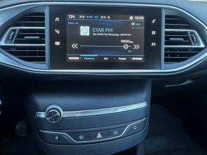 Pelēks Peugeot 308 2018 Rīga, ar dzinēja tilpumu 1.20 L un nobraukumu 76 tūkst. km par 6900 €, foto 18 vietnē AUTOMOTO.COM.LV