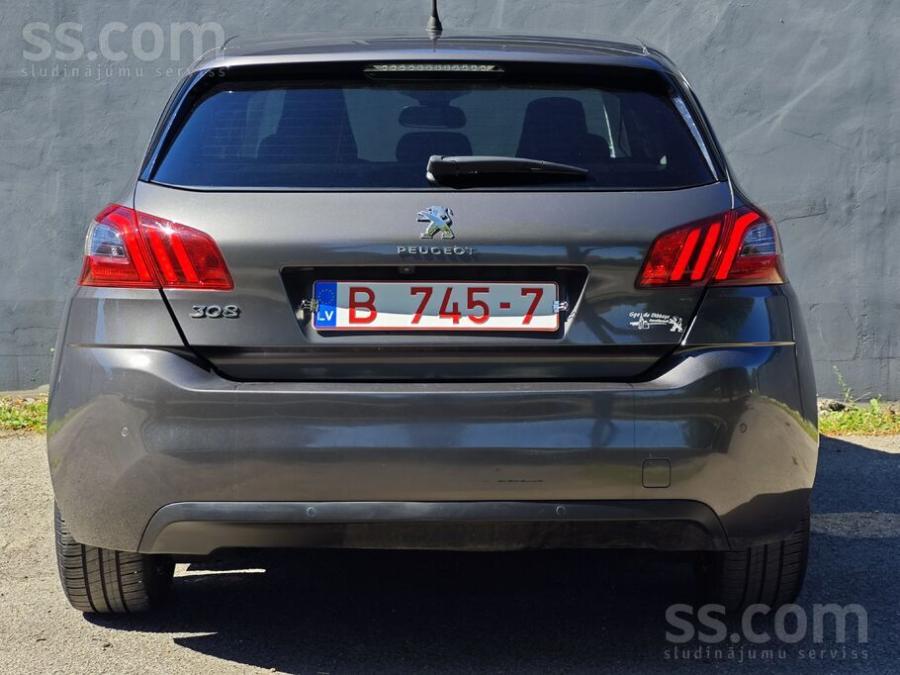 Pelēks Peugeot 308 2018 Ogre, ar dzinēja tilpumu 1.20 L un nobraukumu 107 tūkst. km par 7400 €, foto 8 vietnē AUTOMOTO.COM.LV