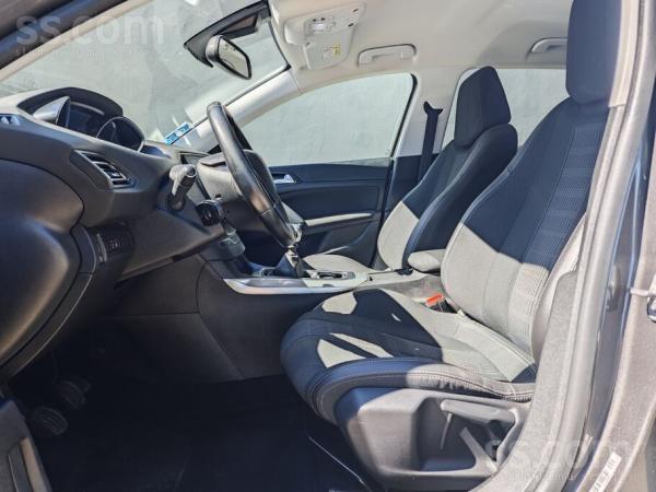 Pelēks Peugeot 308 2018 Ogre, ar dzinēja tilpumu 1.20 L un nobraukumu 107 tūkst. km par 7400 €, foto 8 vietnē AUTOMOTO.COM.LV