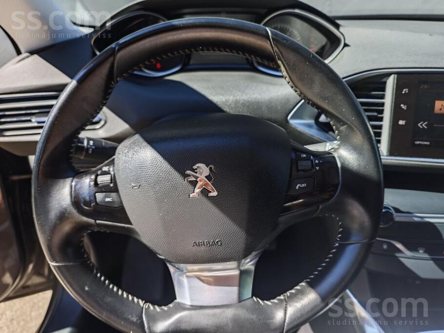 Pelēks Peugeot 308 2018 Ogre, ar dzinēja tilpumu 1.20 L un nobraukumu 107 tūkst. km par 7400 €, foto 18 vietnē AUTOMOTO.COM.LV