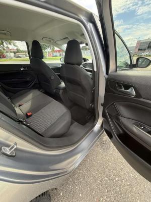 Grey Peugeot 308 2018 in Taurage, with an engine capacity of 1.50 L and mileage of 180 thousand km for 6799 €, photo 13 on AUTOMOTO.COM.LV