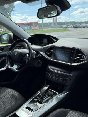 Grey Peugeot 308 2018 in Taurage, with an engine capacity of 1.50 L and mileage of 180 thousand km for 6799 €, photo 15 on AUTOMOTO.COM.LV