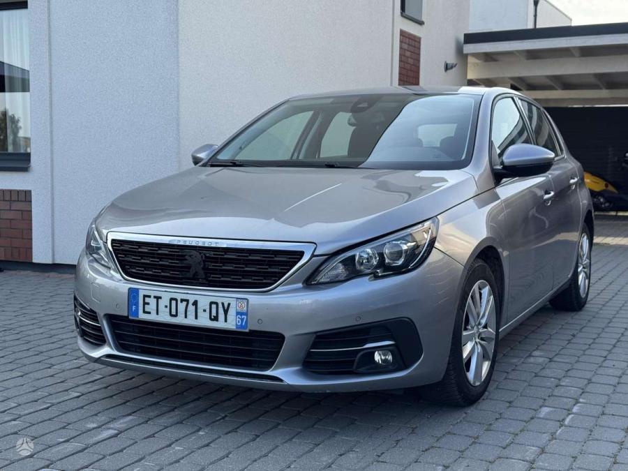 Grey Peugeot 308 2018 in Klaipeda, with an engine capacity of 1.56 L and mileage of 195 thousand km for 6900 €, photo 13 on AUTOMOTO.COM.LV