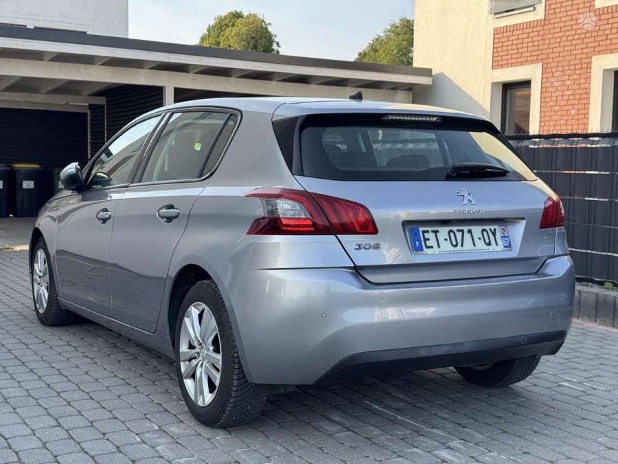 Grey Peugeot 308 2018 in Klaipeda, with an engine capacity of 1.56 L and mileage of 195 thousand km for 6900 €, photo 27 on AUTOMOTO.COM.LV