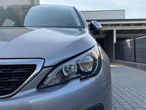 Grey Peugeot 308 2018 in Klaipeda, with an engine capacity of 1.56 L and mileage of 195 thousand km for 6900 €, photo 71 on AUTOMOTO.COM.LV