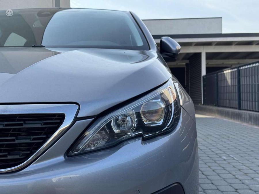 Grey Peugeot 308 2018 in Klaipeda, with an engine capacity of 1.56 L and mileage of 195 thousand km for 6900 €, photo 71 on AUTOMOTO.COM.LV