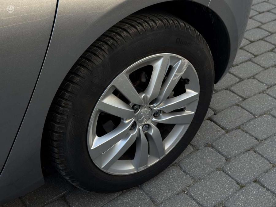 Grey Peugeot 308 2018 in Klaipeda, with an engine capacity of 1.56 L and mileage of 195 thousand km for 6900 €, photo 78 on AUTOMOTO.COM.LV