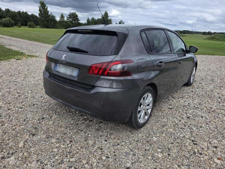 Pelēks Peugeot 308 2018 Tauragė, ar dzinēja tilpumu 1.20 L un nobraukumu 167 tūkst. km par 4000 €, foto 4 vietnē AUTOMOTO.COM.LV