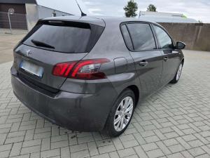 Grey Peugeot 308 2018 in Taurage, with an engine capacity of 1.20 L and mileage of 167 thousand km for 3600 €, photo 5 on AUTOMOTO.COM.LV
