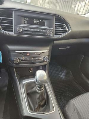 Grey Peugeot 308 2018 in Siauliai, with an engine capacity of 1.20 L and mileage of 116 thousand km for 4650 €, photo 21 on AUTOMOTO.COM.LV