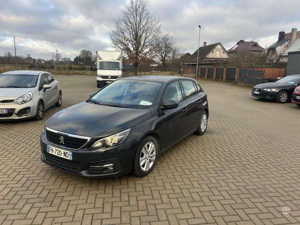 Grey Peugeot 308 2019 in Taurage, with an engine capacity of 1.50 L and mileage of 150 thousand km for 5929 €, photo 1 on AUTOMOTO.COM.LV