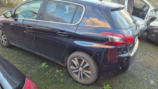 Grey Peugeot 308 2019 in Taurage, with an engine capacity of 1.50 L and mileage of 200 thousand km for 5950 €, photo 11 on AUTOMOTO.COM.LV