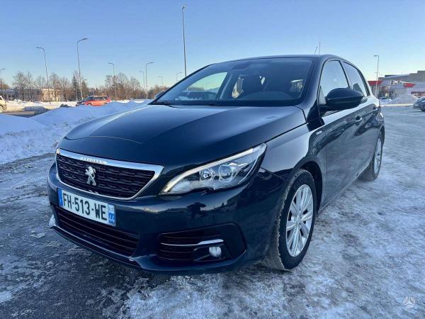 Grey Peugeot 308 2019 in Taurage, with an engine capacity of 1.20 L and mileage of 60 thousand km for 5800 €, photo 1 on AUTOMOTO.COM.LV