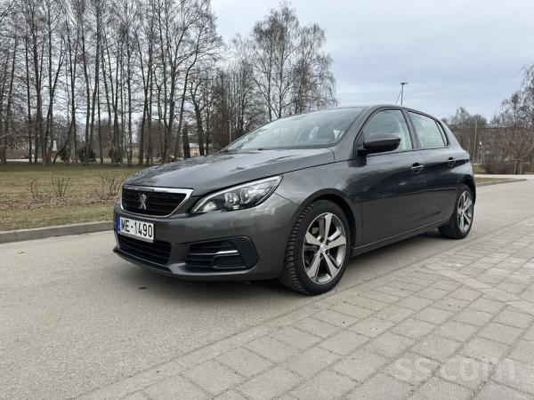 Grey Peugeot 308 2019 in Riga, with an engine capacity of 1.50 L and mileage of 180 thousand km for 6500 €, photo 1 on AUTOMOTO.COM.LV