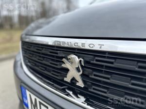 Серый Пежо 308 2019 в Рига, объемом двигателя 1.50 л и пробегом 180 тыс. км за 6500 €, фото 9 на AUTOMOTO.COM.LV