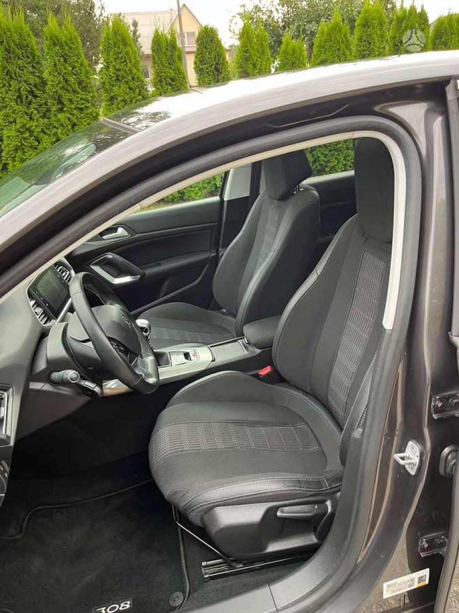 Pelēks Peugeot 308 2019 Utena, ar dzinēja tilpumu 1.20 L un nobraukumu 162 tūkst. km par 6250 €, foto 14 vietnē AUTOMOTO.COM.LV