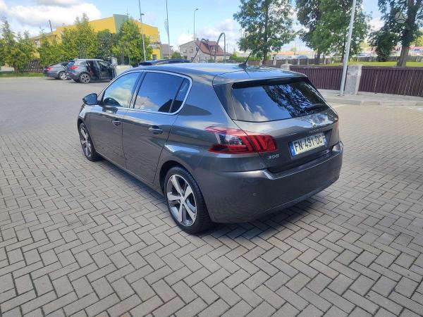 Peugeot 308 2019 in Taurage on AUTOMOTO.COM.LV Grey Peugeot 308 2019 in Taurage, with an engine capacity of 1.20 L and mileage of 119 thousand km for 6600 €, photo 7 on AUTOMOTO.COM.LV