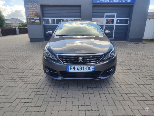 Peugeot 308 2019 in Taurage on AUTOMOTO.COM.LV Grey Peugeot 308 2019 in Taurage, with an engine capacity of 1.20 L and mileage of 119 thousand km for 6600 €, photo 11 on AUTOMOTO.COM.LV