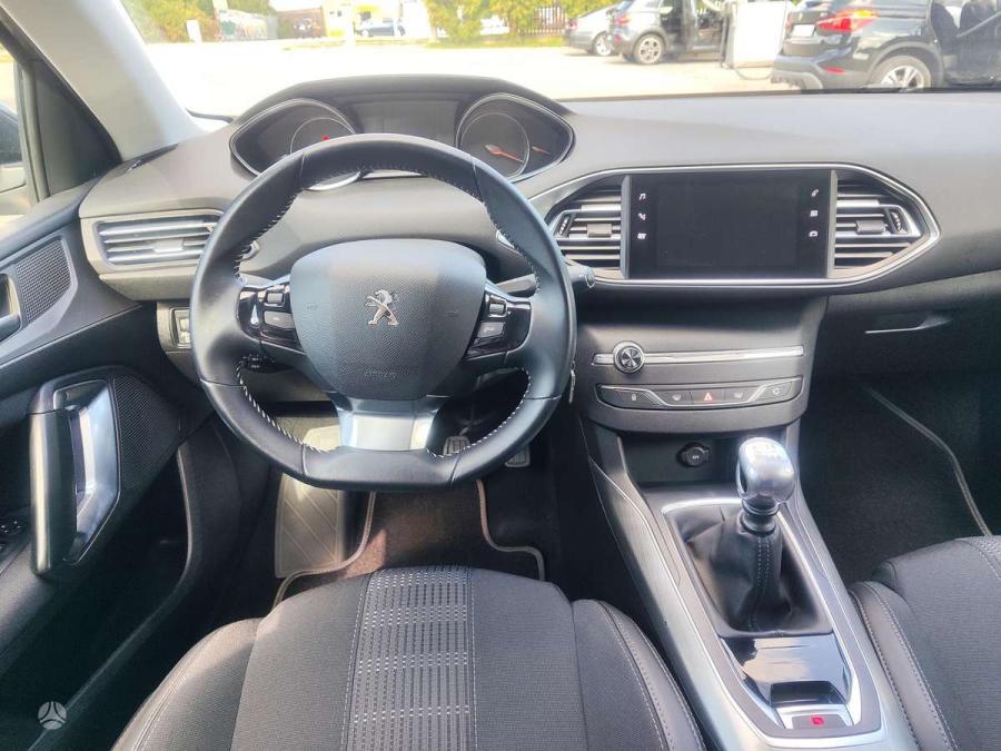 Pelēks Peugeot 308 2019 Tauragė, ar dzinēja tilpumu 1.20 L un nobraukumu 119 tūkst. km par 6600 €, foto 15 vietnē AUTOMOTO.COM.LV