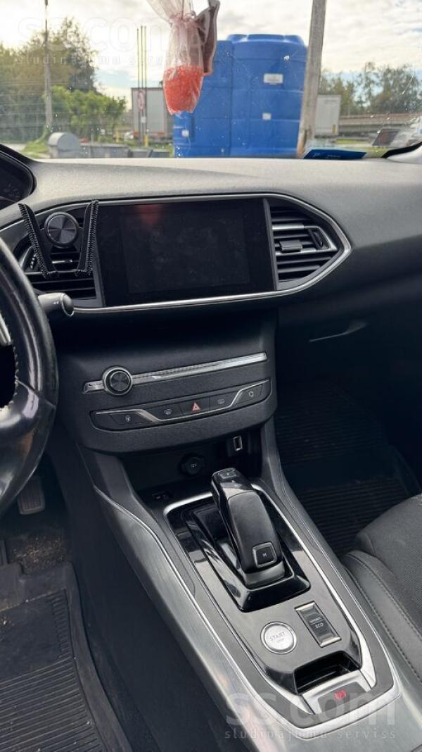 Pelēks Peugeot 308 2019 Jēkabpils, ar dzinēja tilpumu 1.50 L un nobraukumu 200 tūkst. km par 8400 €, foto 8 vietnē AUTOMOTO.COM.LV