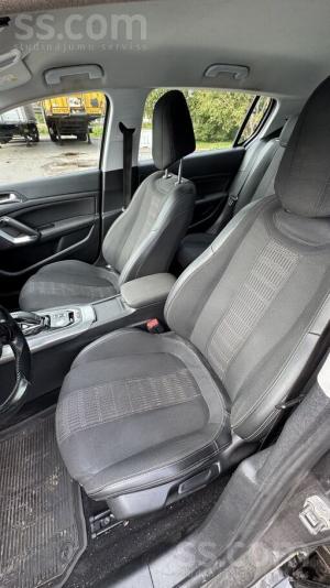 Pelēks Peugeot 308 2019 Jēkabpils, ar dzinēja tilpumu 1.50 L un nobraukumu 200 tūkst. km par 8400 €, foto 9 vietnē AUTOMOTO.COM.LV