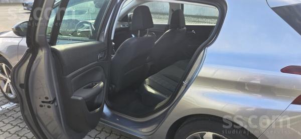 Peugeot 308 2019 Rīga vietnē Pelēks Peugeot 308 2019 Rīga, ar dzinēja tilpumu 1.20 L un nobraukumu 133 tūkst. km par 6500 €, foto 10 vietnē AUTOMOTO.COM.LV