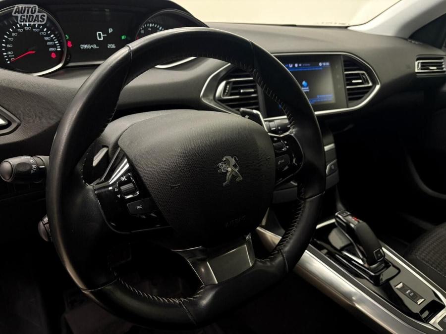 Pelēks Peugeot 308 2020 Viļņa, ar dzinēja tilpumu 1.20 L un nobraukumu 96 tūkst. km par 9000 €, foto 12 vietnē AUTOMOTO.COM.LV