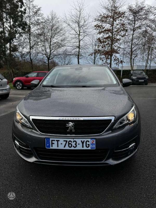 Pelēks Peugeot 308 2020 Tauragė, ar dzinēja tilpumu 1.20 L un nobraukumu 200 tūkst. km par 5300 €, foto 4 vietnē AUTOMOTO.COM.LV
