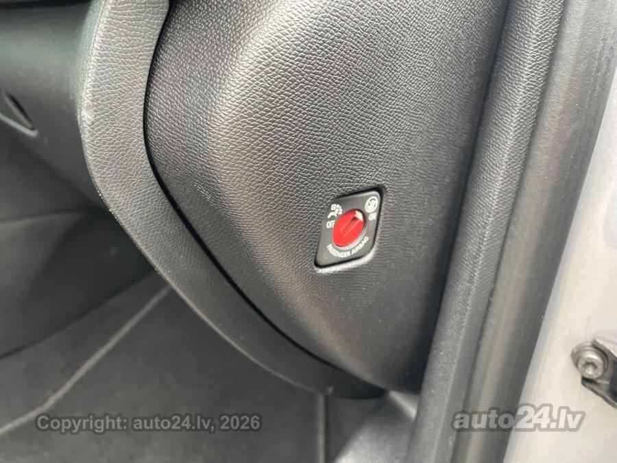 Серый Пежо 308 2020 в Таллин, объемом двигателя 1.50 л и пробегом 104 тыс. км за 9990 €, фото 21 на AUTOMOTO.COM.LV