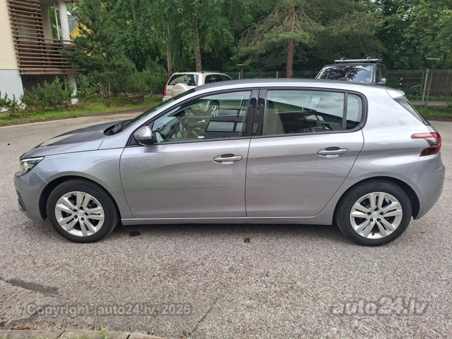 Pelēks Peugeot 308 2020 Tallina, ar dzinēja tilpumu 1.50 L un nobraukumu 103 tūkst. km par 9990 €, foto 8 vietnē AUTOMOTO.COM.LV