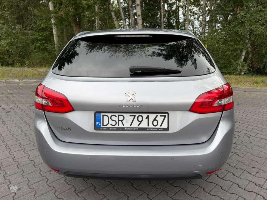 Pelēks Peugeot 308 2020 Viļņa, ar dzinēja tilpumu 1.50 L un nobraukumu 182 tūkst. km par 7900 €, foto 11 vietnē AUTOMOTO.COM.LV