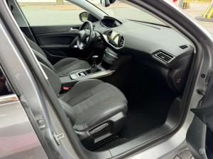 Pelēks Peugeot 308 2020 Viļņa, ar dzinēja tilpumu 1.50 L un nobraukumu 182 tūkst. km par 7900 €, foto 23 vietnē AUTOMOTO.COM.LV