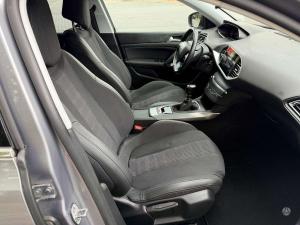 Pelēks Peugeot 308 2020 Viļņa, ar dzinēja tilpumu 1.50 L un nobraukumu 182 tūkst. km par 7900 €, foto 24 vietnē AUTOMOTO.COM.LV