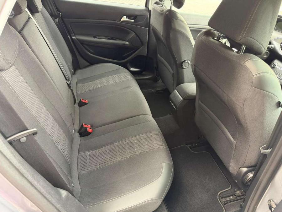 Pelēks Peugeot 308 2020 Viļņa, ar dzinēja tilpumu 1.50 L un nobraukumu 182 tūkst. km par 7900 €, foto 27 vietnē AUTOMOTO.COM.LV
