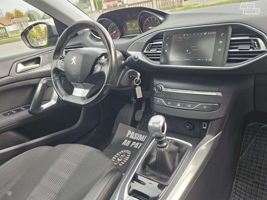 Pelēks Peugeot 308 2020 Šauļi, ar dzinēja tilpumu 1.20 L un nobraukumu 125 tūkst. km par 5950 €, foto 15 vietnē AUTOMOTO.COM.LV