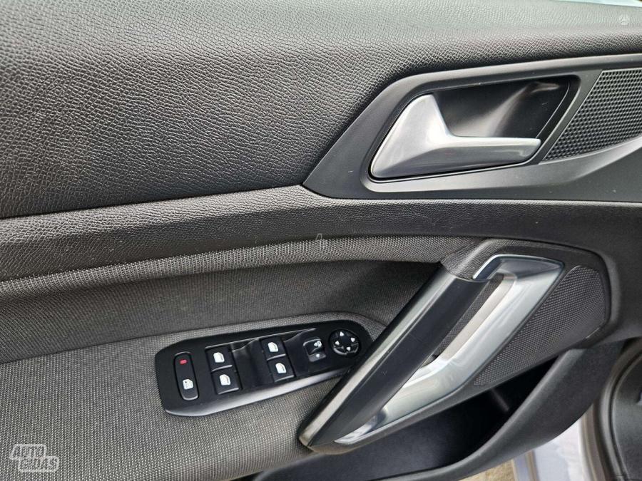Pelēks Peugeot 308 2020 Šauļi, ar dzinēja tilpumu 1.20 L un nobraukumu 125 tūkst. km par 5950 €, foto 24 vietnē AUTOMOTO.COM.LV