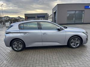 Grey Peugeot 308 2022 in Taurage, with an engine capacity of 1.20 L and mileage of 93 thousand km for 11500 €, photo 8 on AUTOMOTO.COM.LV