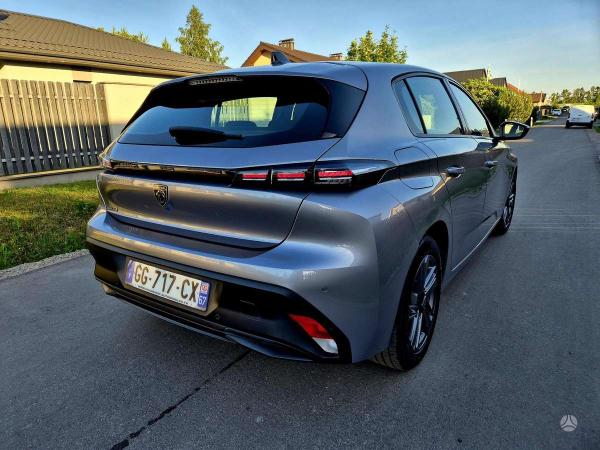 Grey Peugeot 308 2022 in Vilnius, with an engine capacity of 1.50 L and mileage of 168 thousand km for 12900 €, photo 8 on AUTOMOTO.COM.LV