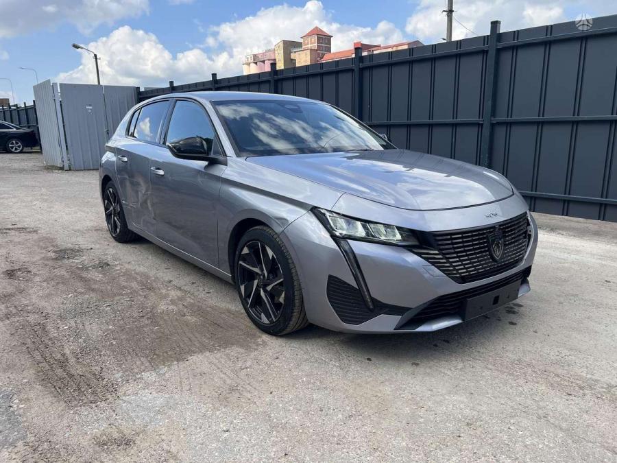 Grey Peugeot 308 2023 in Kaunas, with an engine capacity of 1.20 L and mileage of 74 thousand km for 9900 €, photo 1 on AUTOMOTO.COM.LV