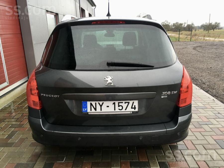 Pelēks Peugeot 308 2013 Talsi, ar dzinēja tilpumu 1.60 L un nobraukumu 231 tūkst. km par 3999 €, foto 4 vietnē AUTOMOTO.COM.LV