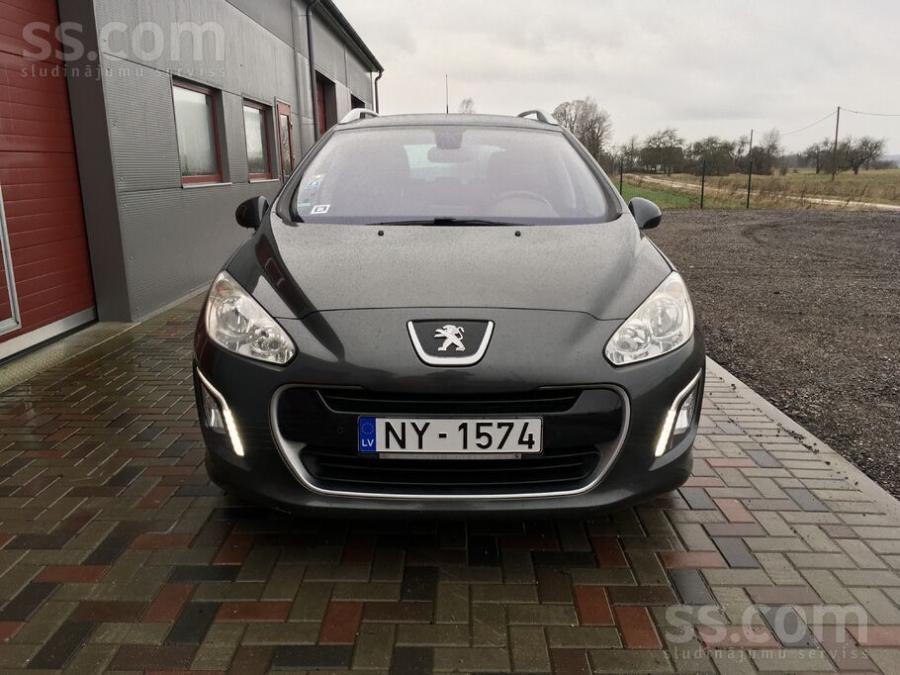 Pelēks Peugeot 308 2013 Talsi, ar dzinēja tilpumu 1.60 L un nobraukumu 231 tūkst. km par 3999 €, foto 8 vietnē AUTOMOTO.COM.LV