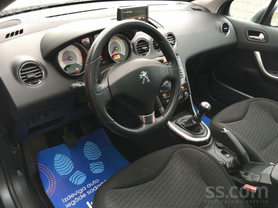 Pelēks Peugeot 308 2013 Talsi, ar dzinēja tilpumu 1.60 L un nobraukumu 231 tūkst. km par 3999 €, foto 12 vietnē AUTOMOTO.COM.LV