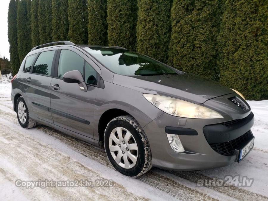 Grey Peugeot 308 2008 in Tartu, with an engine capacity of 1.60 L and mileage of 390 thousand km for 1390 €, photo 1 on AUTOMOTO.COM.LV
