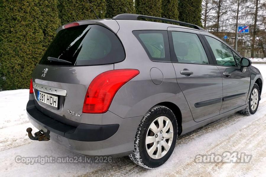 Grey Peugeot 308 2008 in Tartu, with an engine capacity of 1.60 L and mileage of 390 thousand km for 1390 €, photo 4 on AUTOMOTO.COM.LV